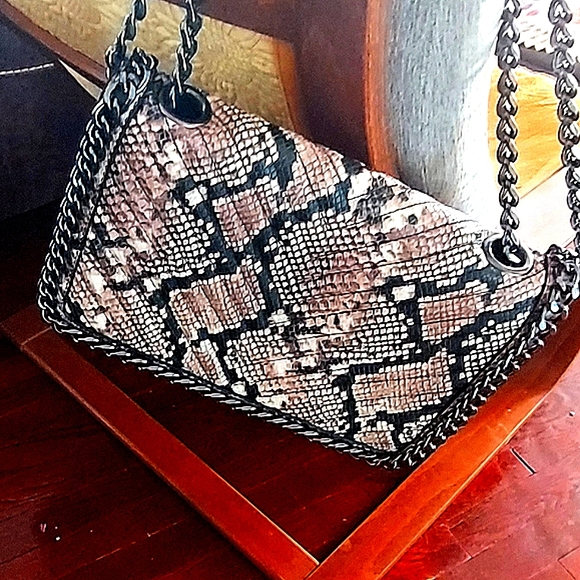 Aldo | Bags | Nwot Aldo Snakeskin Print Vegan Leather Greenwald Bag 1 X ...